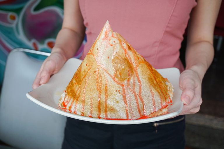 Nur Fayidha: 24-Hour Supper Spot in Kampong Glam, Singapore